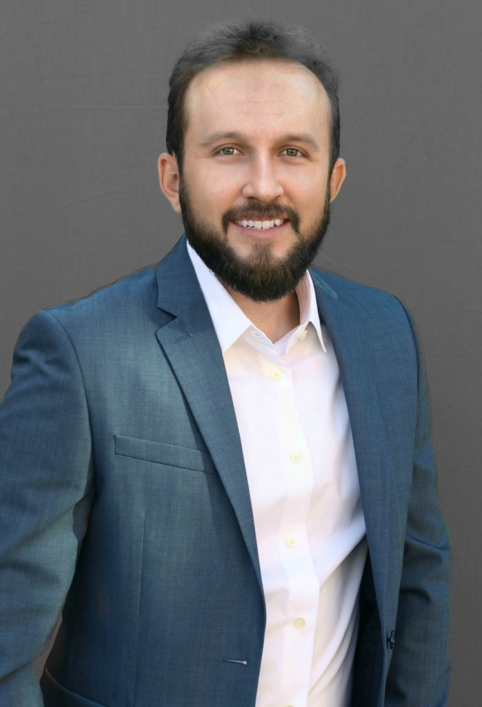 About Me | Brian Vascassenno